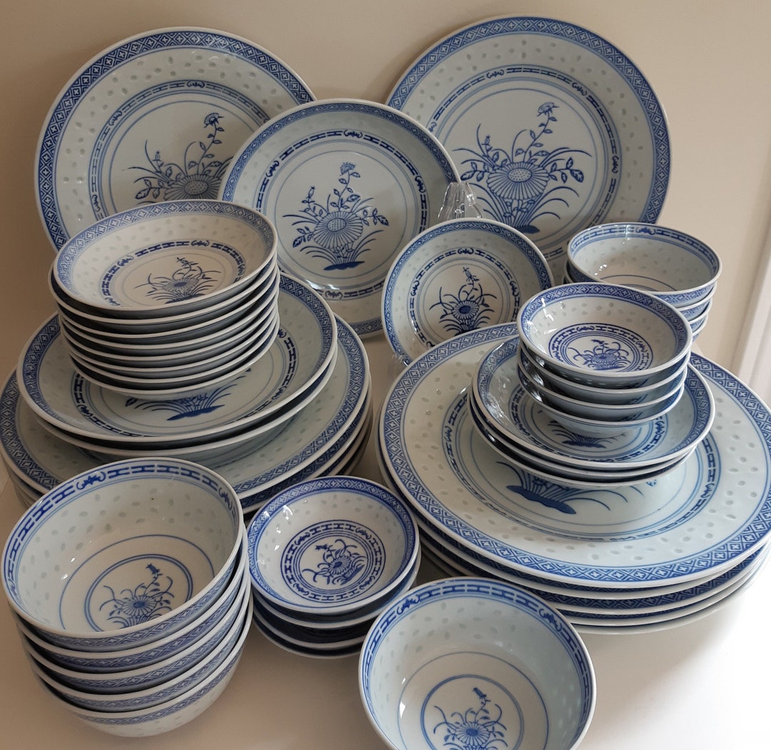 Vintage Chinese Open Carved Rice Grain Porcelain Blue and White ...