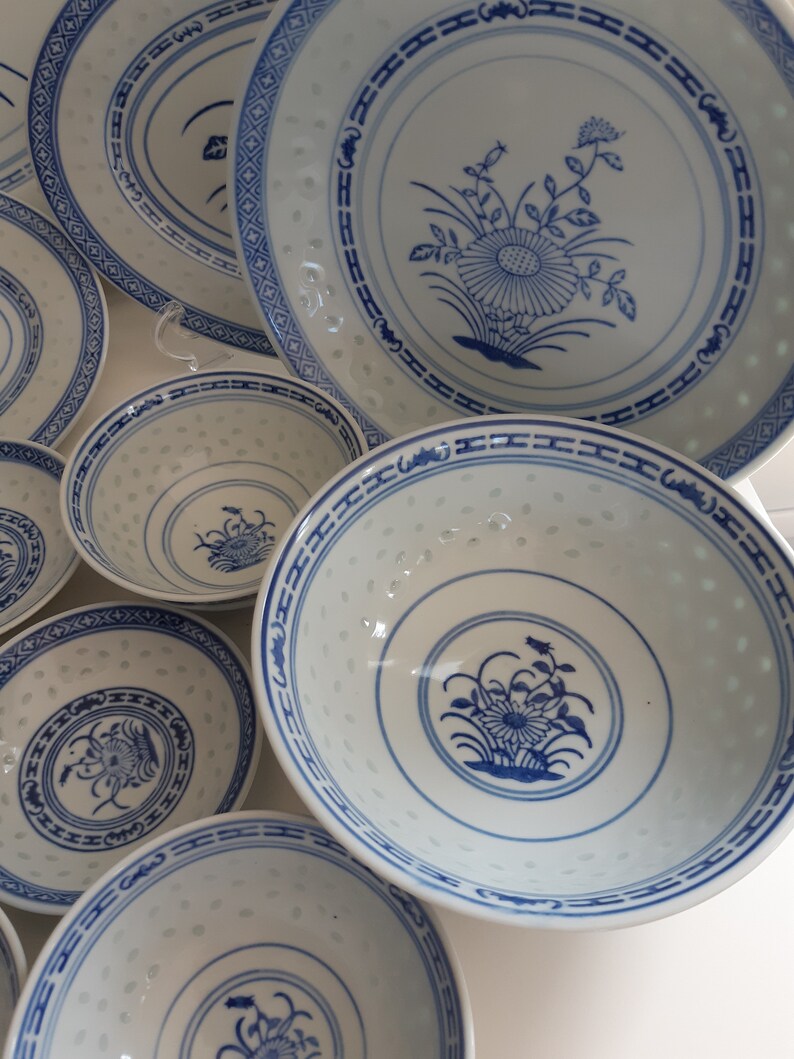 Vintage Chinese Open Carved Rice Grain Porcelain Blue and White, Floral ...