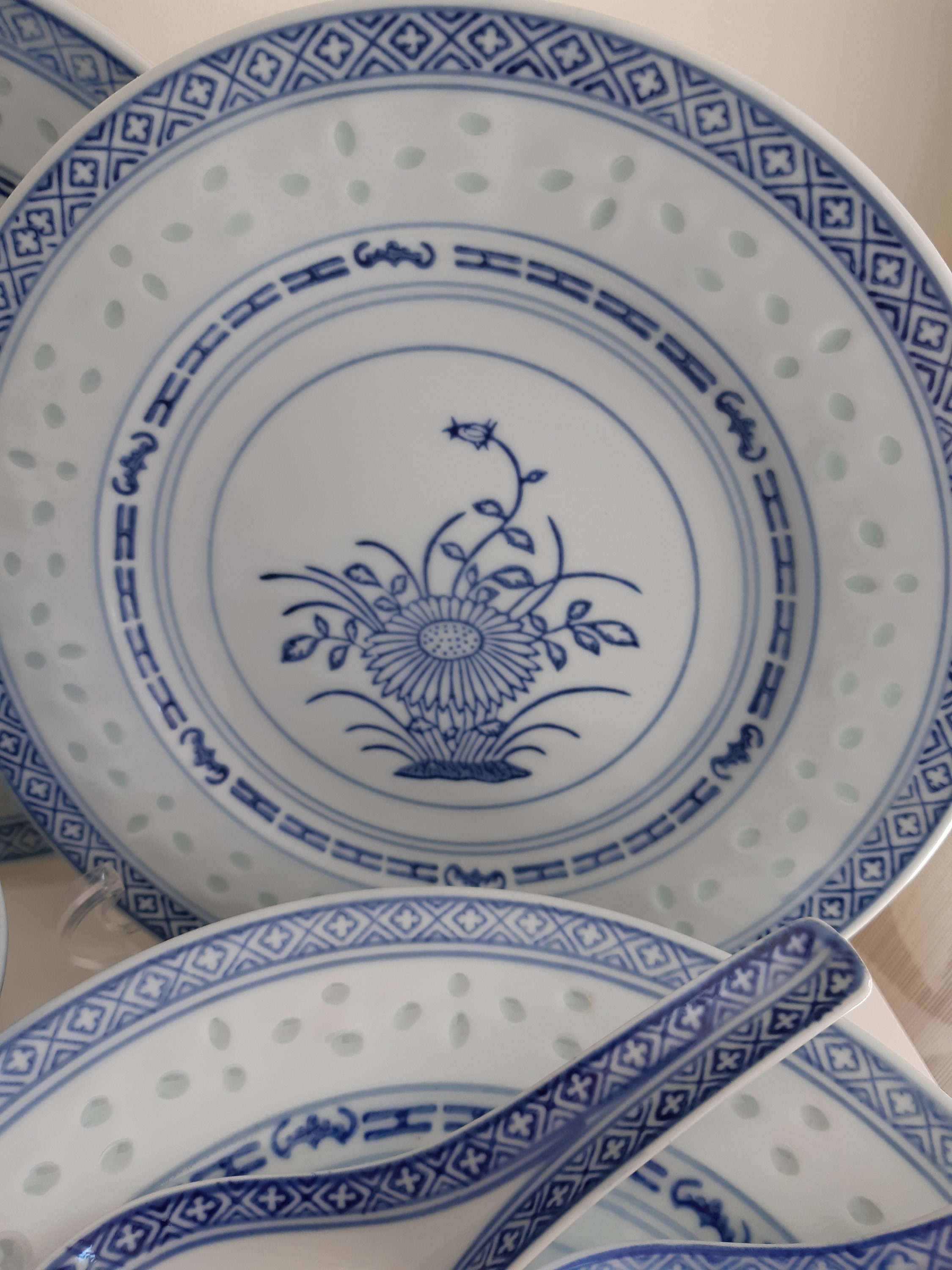 Vintage Chinese Open Carved Rice Grain Porcelain Blue and White ...