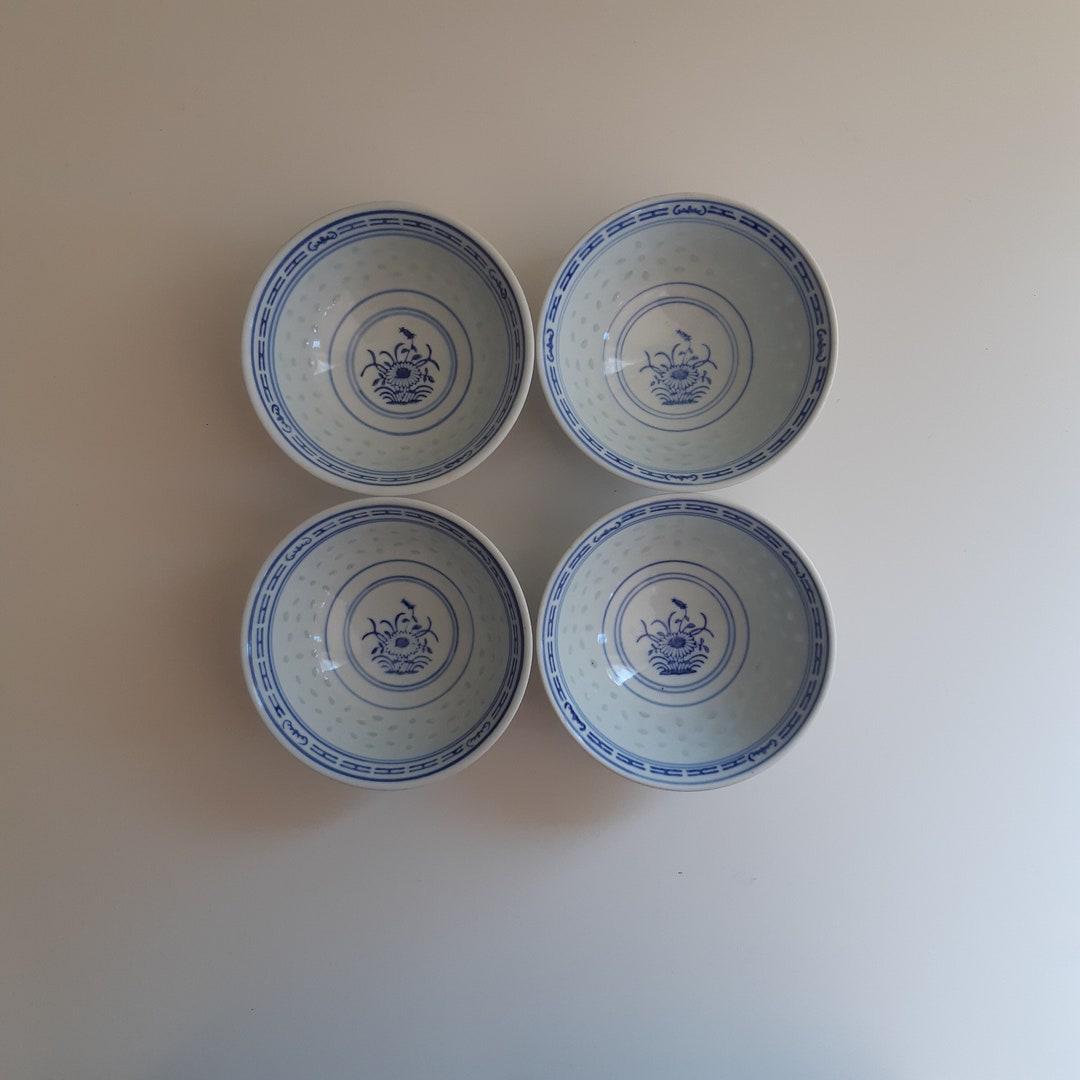 4 Vintage Chinese Open Carved Rice Grain Porcelain Blue and White Bowls ...