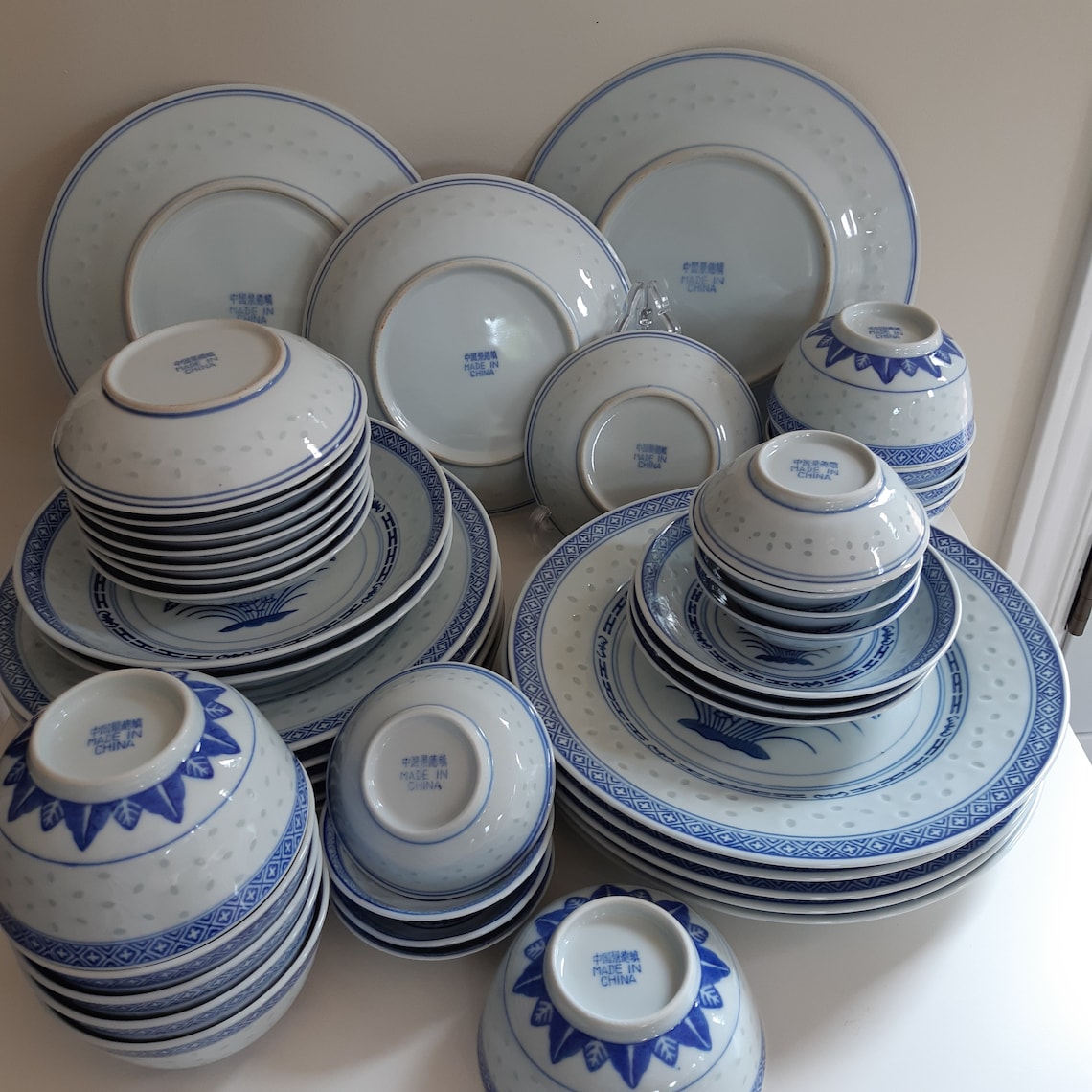Vintage Chinese Open Carved Rice Grain Porcelain Blue and White ...