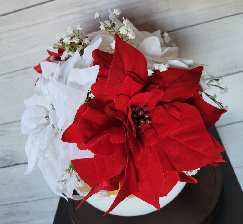 Poinsettia Bouquet With a Snow Ball Vase - Etsy