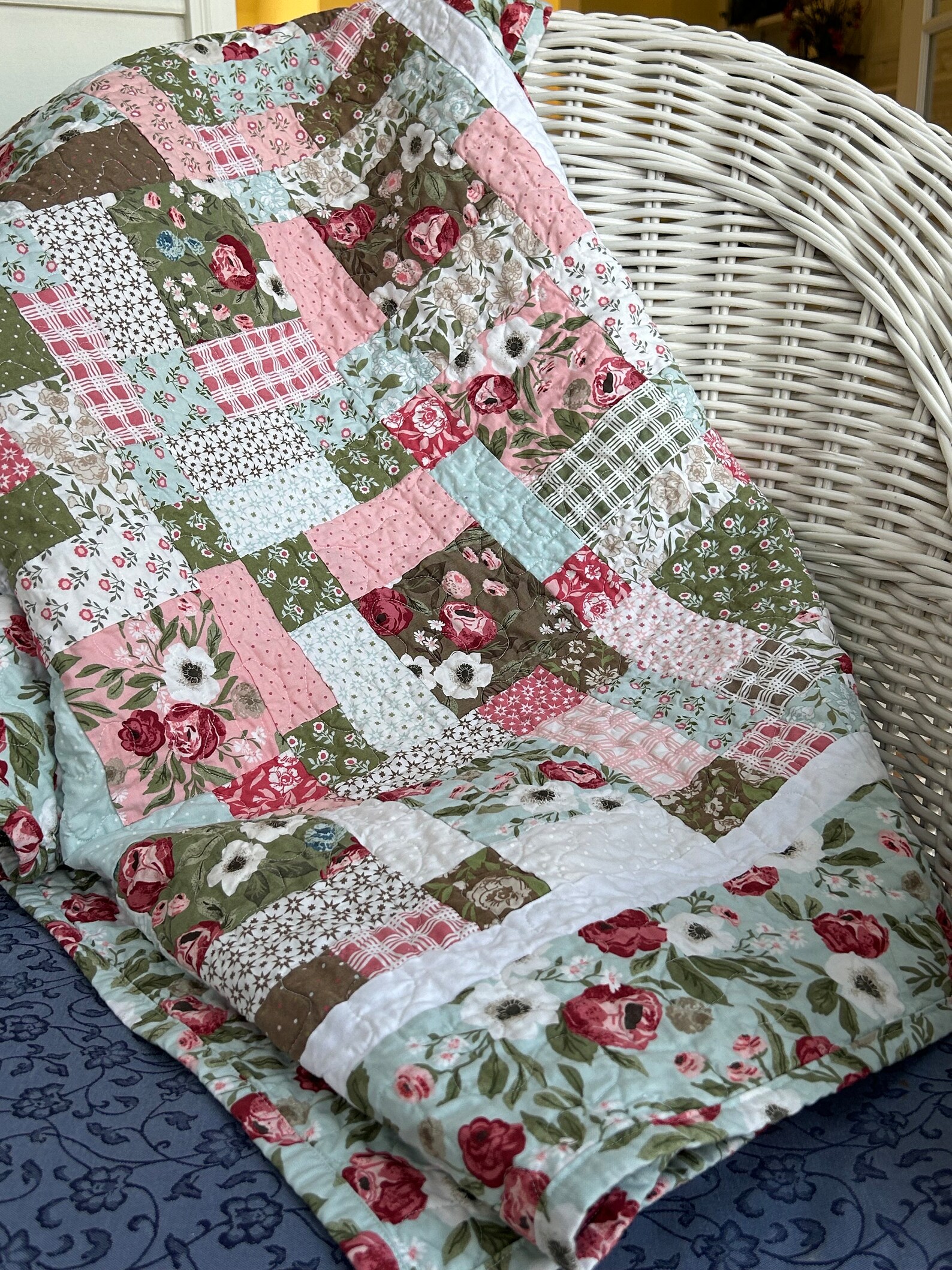 Handmade Quilt Rose Patch Throw Quilt Floral Quilt Quilt - Etsy