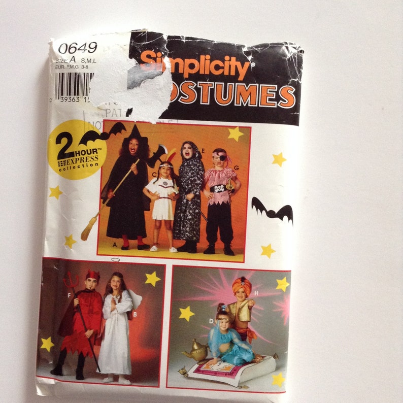 Sewing Patterns Vogue 9690 Fleece Dolls Butterick 3988 Tabletop ...