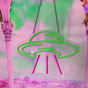 UFO Neon Signs, UFO Sign, Flying Saucer Shape Neon Light Decorations ...