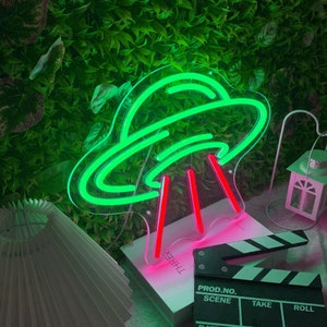 UFO Neon Signs, UFO Sign, Flying Saucer Shape Neon Light Decorations ...