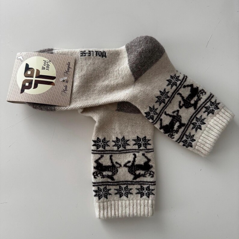 Mongolian Sheep Wool Socks: Winter Reindeer Design Size”35-37” - Etsy