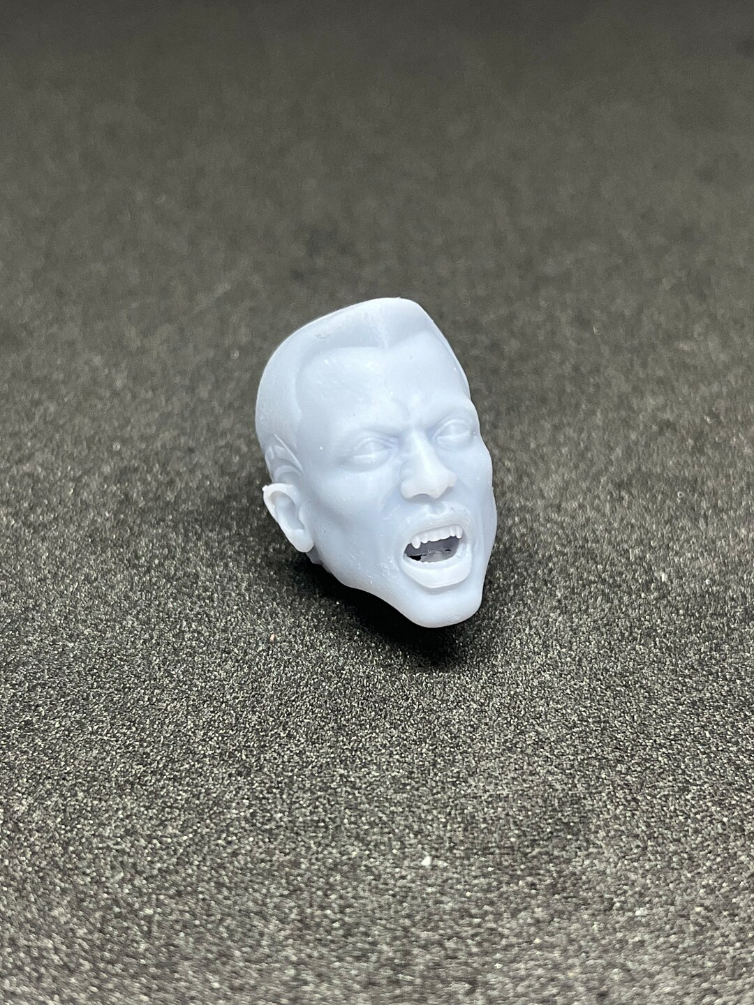 1/12 Scale Vampire Hunter Snarling Headsculpt for Action Figures - Etsy