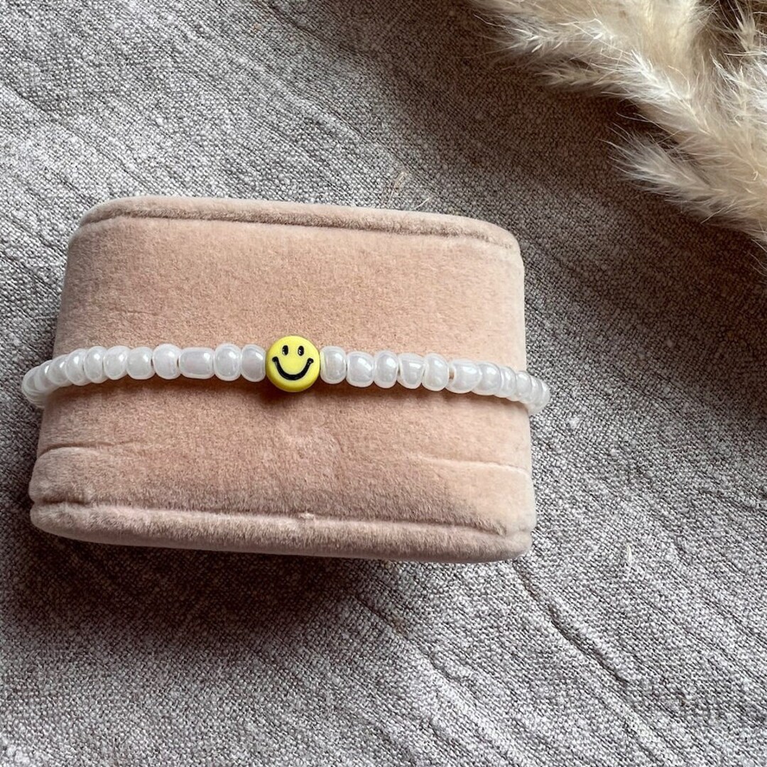 Smiley Bracelet, Pearl Bracelet With Smiley, Filigree Smiley Pearl ...