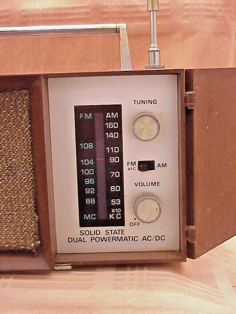 Vintage UNISONIC AM/FM Radio 2-way System W/antenna, Door Wood Case ...