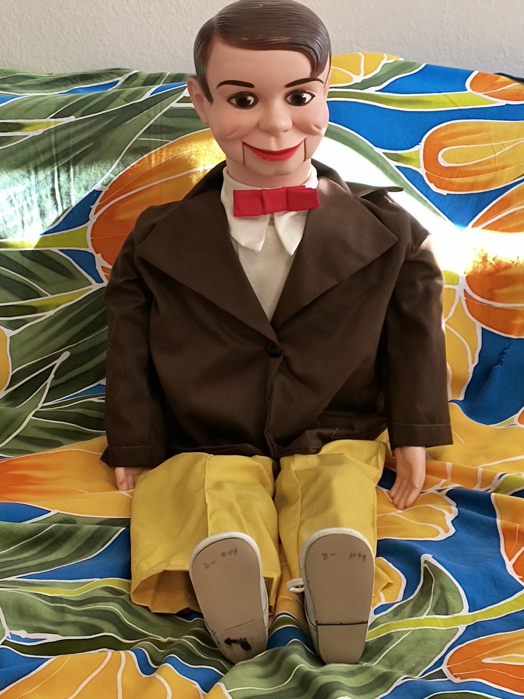 Hold 32" DANNY O'DAY Ventriloquist Dummy Doll - by Juro Novelty Co ...