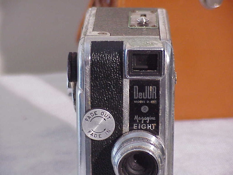 Vintage Dejur Model D-100 Movie Camera Magazine 8, Photography, Home ...
