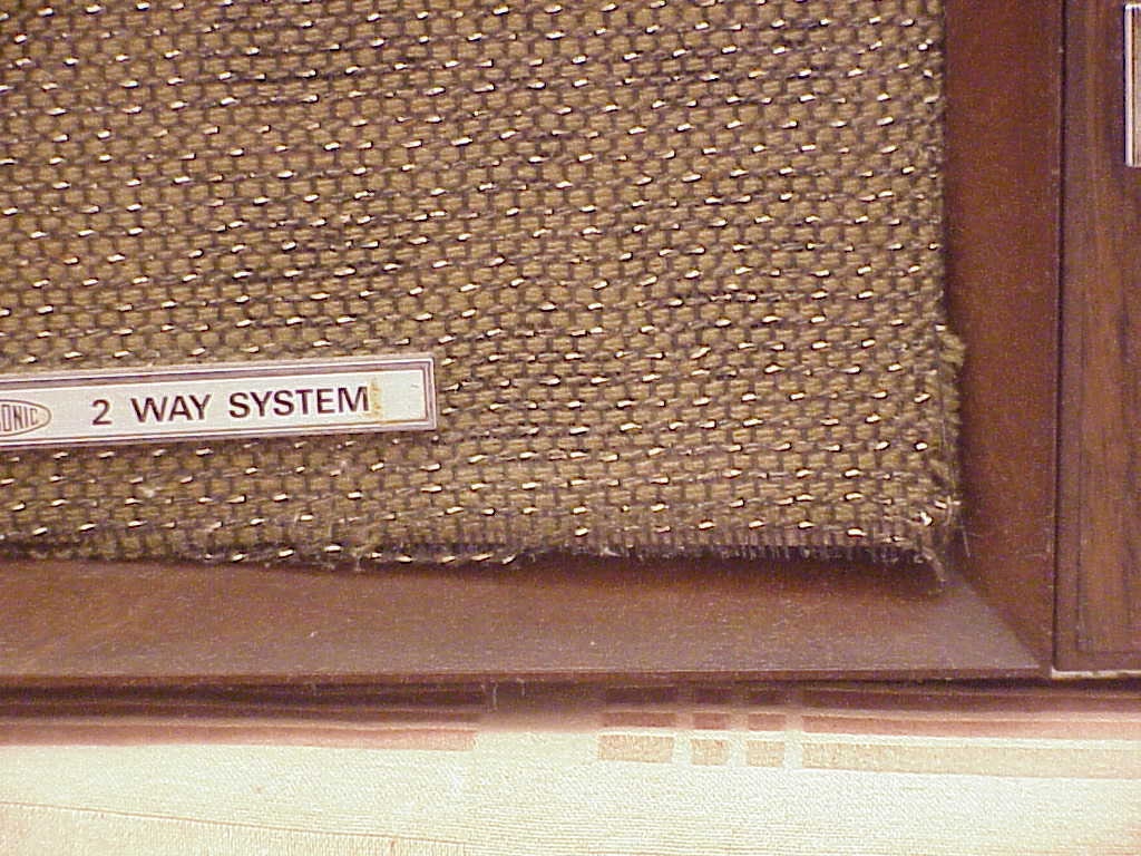 Vintage UNISONIC AM/FM Radio 2-way System W/antenna, Door Wood Case ...