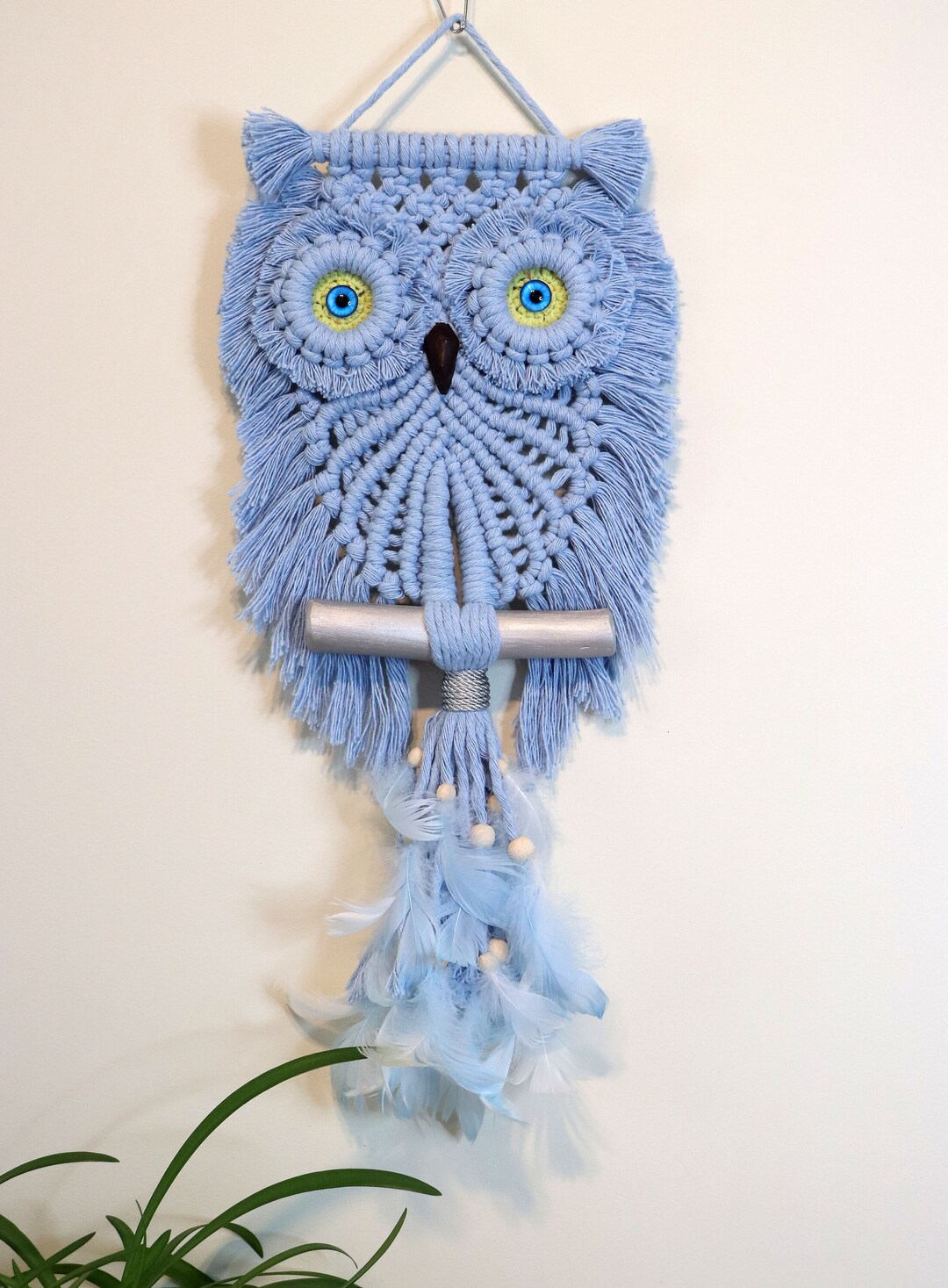 Macramé Blue Owl With Blue Eyes and Feathers Owl Makrame Wall Hanging ...