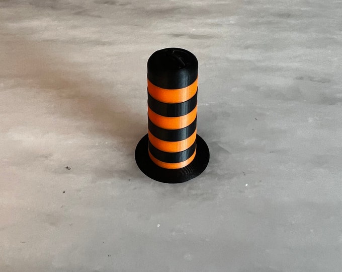 Traffic Cone Night Light, Pylon Light-up LED Office/game Room Decor ...