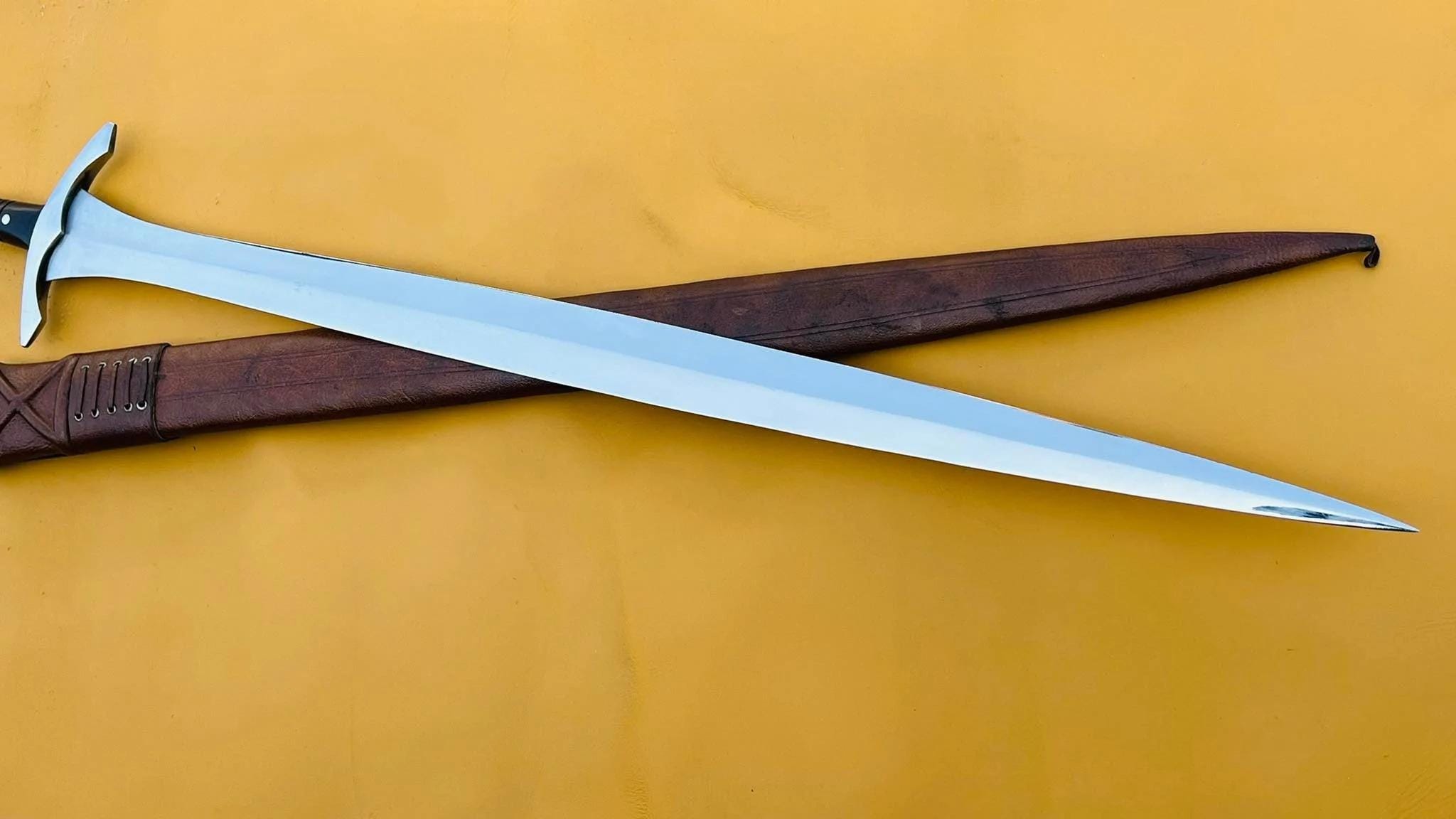 30 Custom Carbon Steel Blade Full Tang Handmade Sword With Rosewood ...