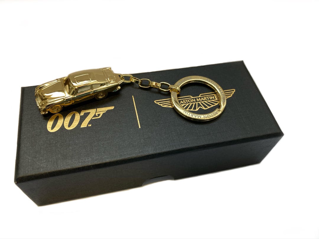 Limited Edition Official 007 Aston Martin Wings DB5 Gold Keyring ...