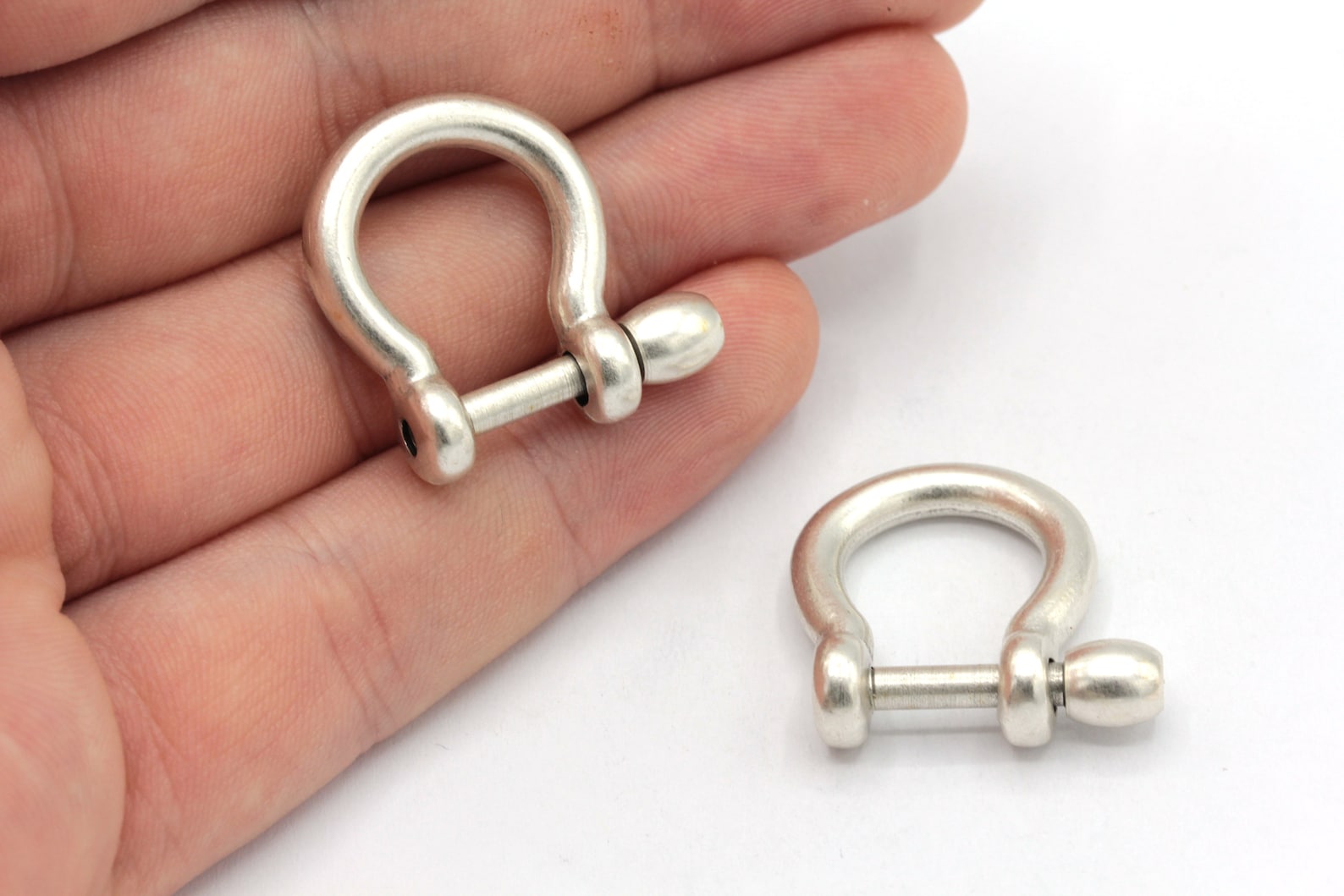 21x25mm Silver Plated Shackle Clasp With Screw, U Lock Clasps, Sailor ...