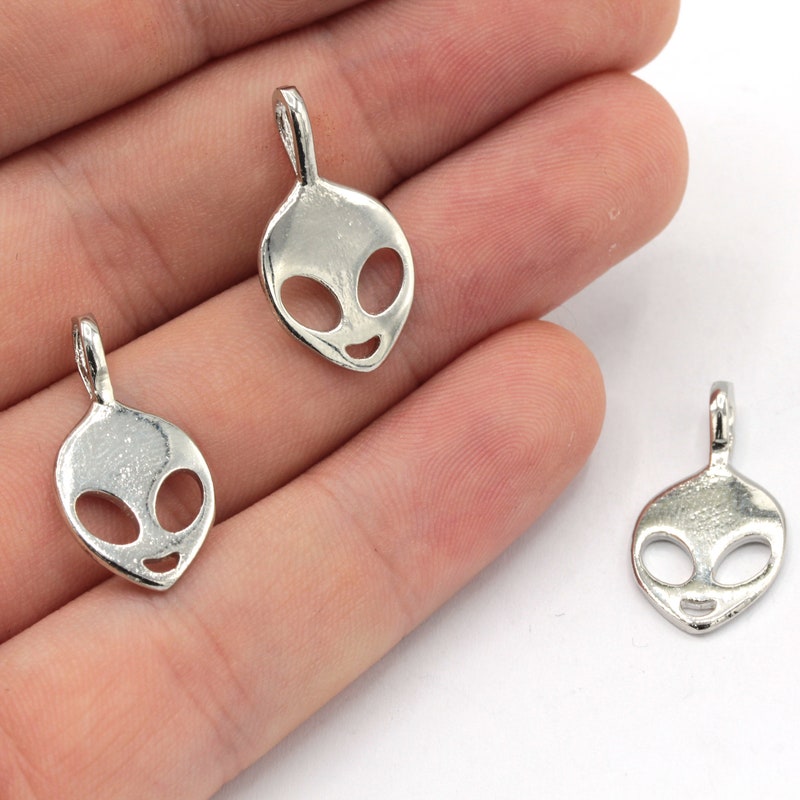 Alien Charm - Etsy