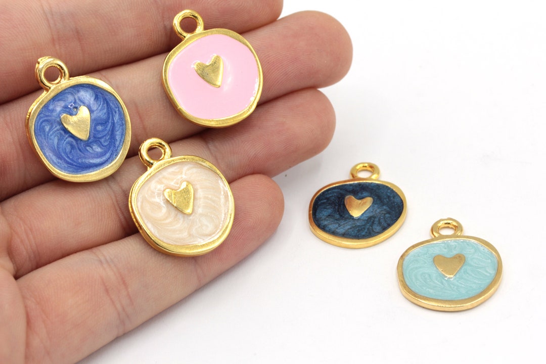 20x25mm 24k Shiny Gold Enamel Heart Charm, Heart Medallion Charm, Gold ...