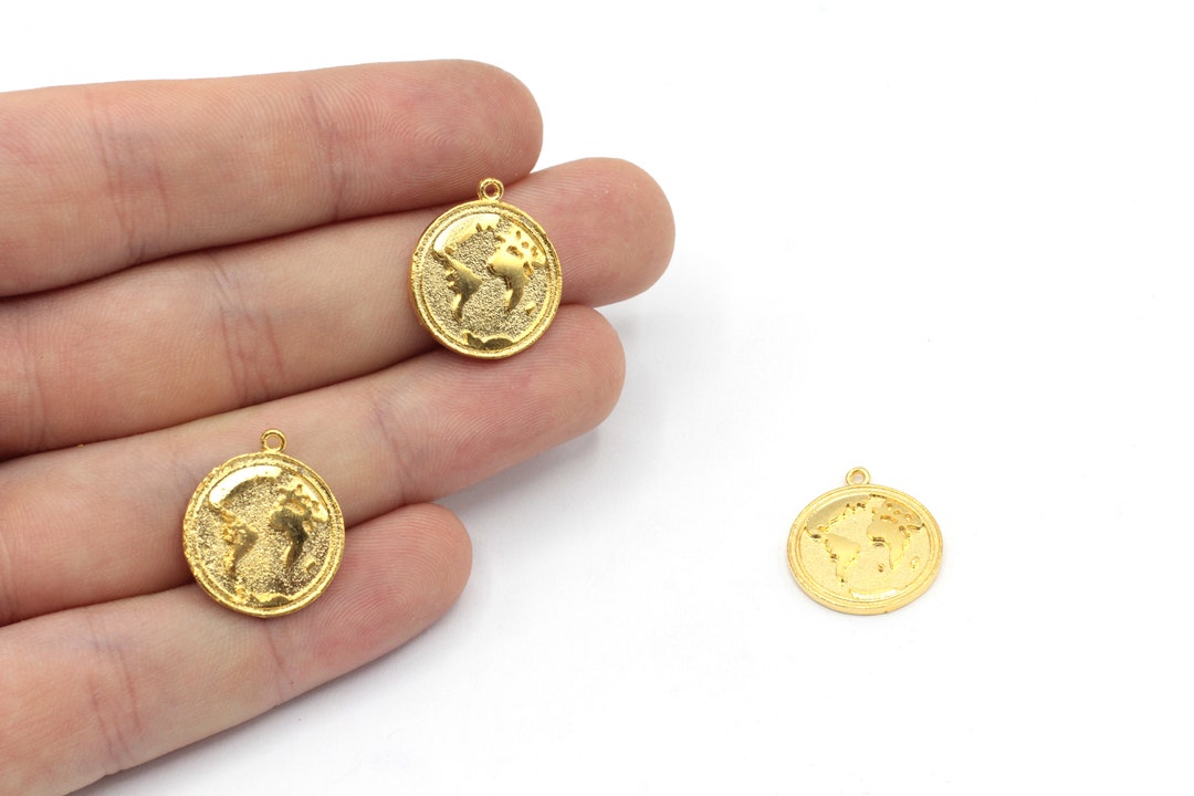 17x19mm 24k Shiny Gold Plated World Map Charm, Medallion Globe Charm ...