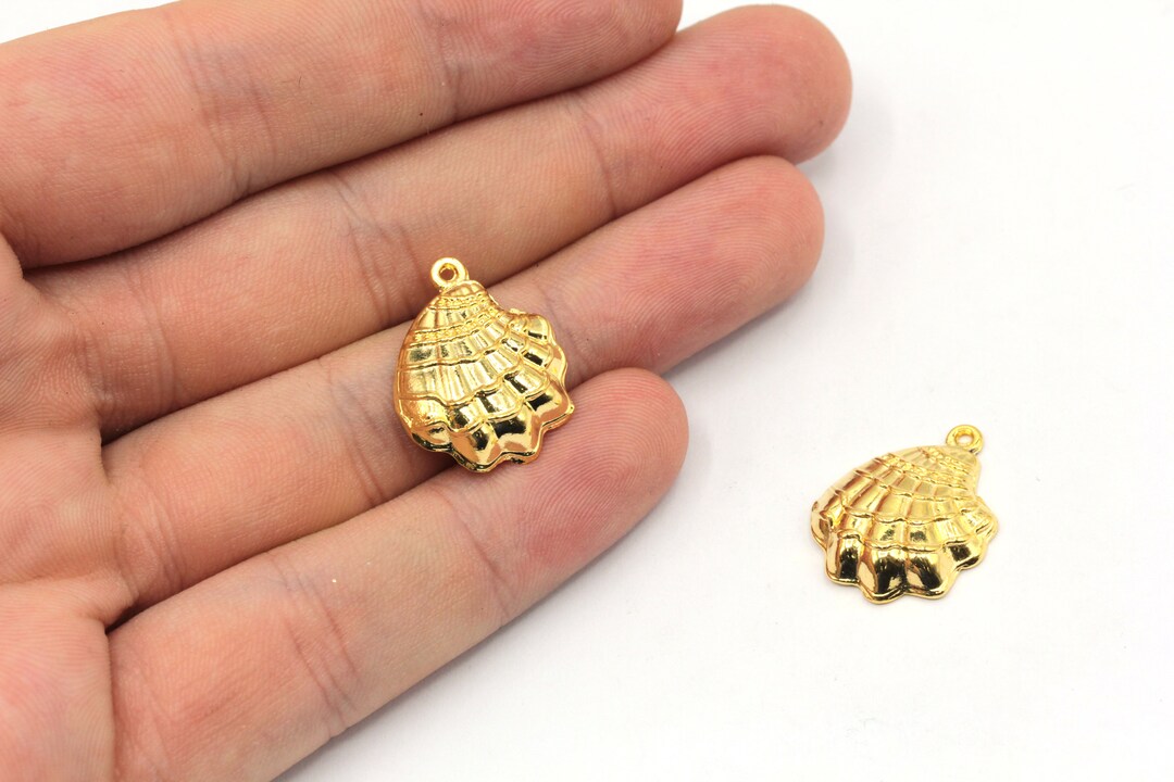 17x21mm 24k Shiny Gold Plated Sea Shell Charm, Gold Shell Pendant ...