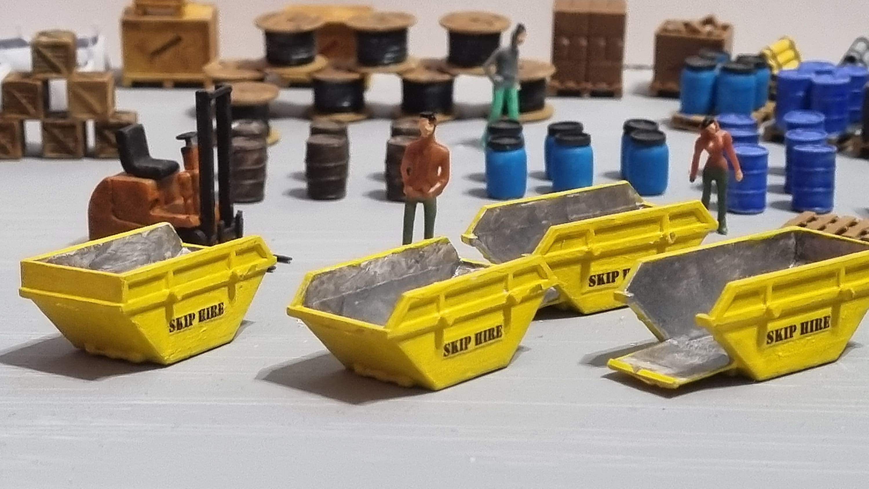 Skips Set of Four OO Gauge 1:76 Scale Model Scenery Railway/diecast ...