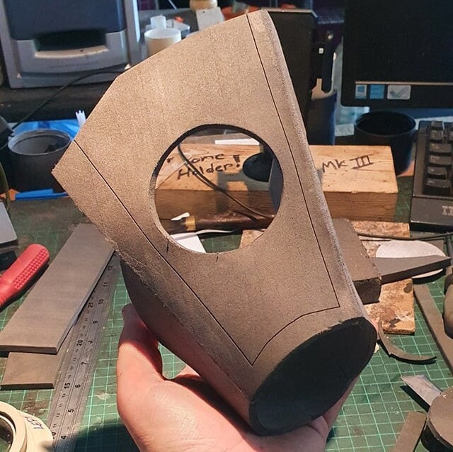 Krieg Gas Mask Pattern.pdf - Etsy