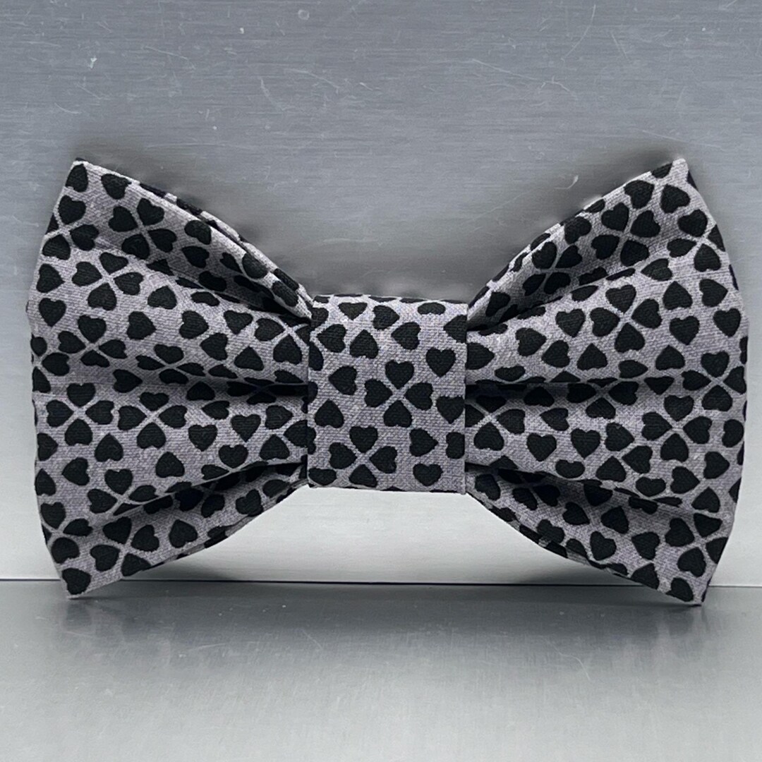 Black Heart Dog Bow Tie, Modern Valentine Dog Bow, Neutral Dog Bow Tie ...