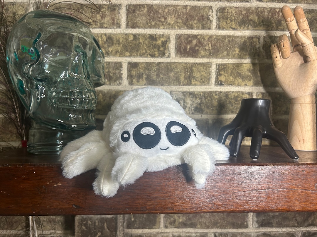 Spider Plushie, Spider Stuffed Animal, White Spider Plushie - Etsy