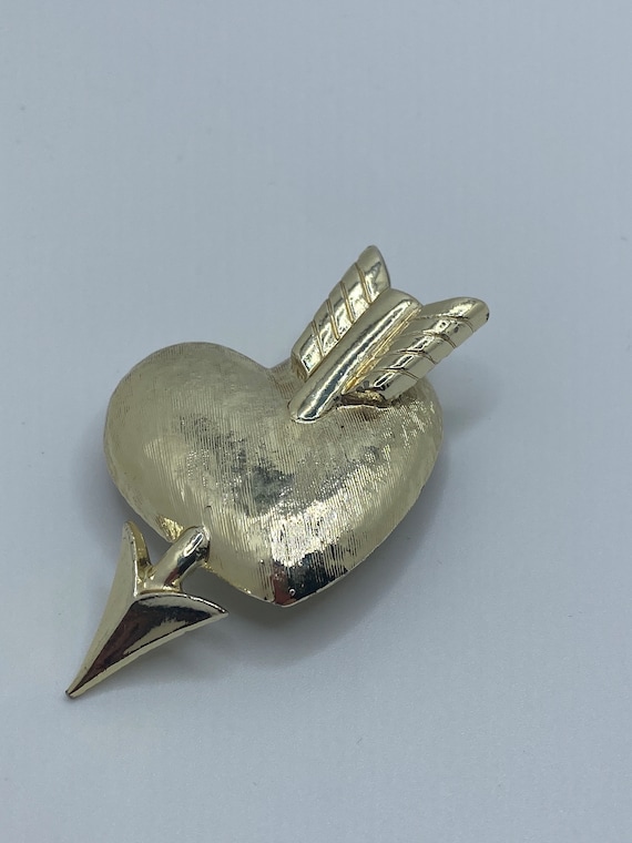 Coro signed brooch goldtone - Gem