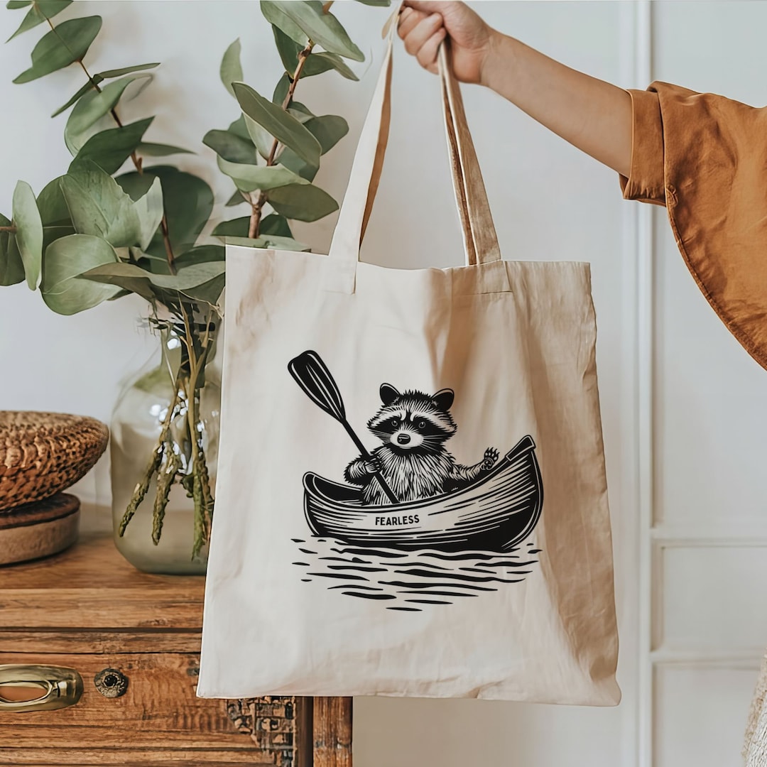 Raccoons Vintage Graphic Tote Bags, Retro Raccoon Moon Western Tote Bag ...