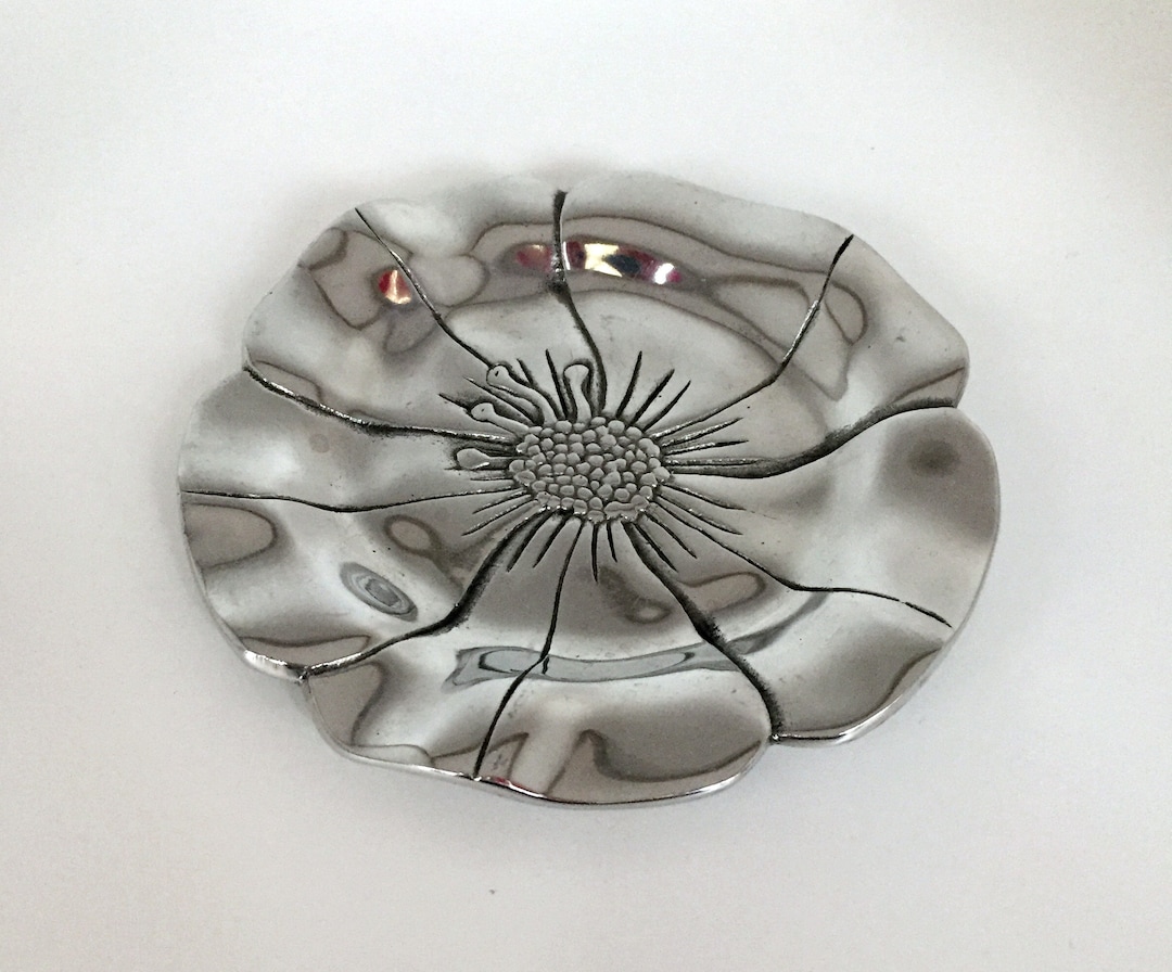 Hacienda Real Pewter Flower Dish - Etsy