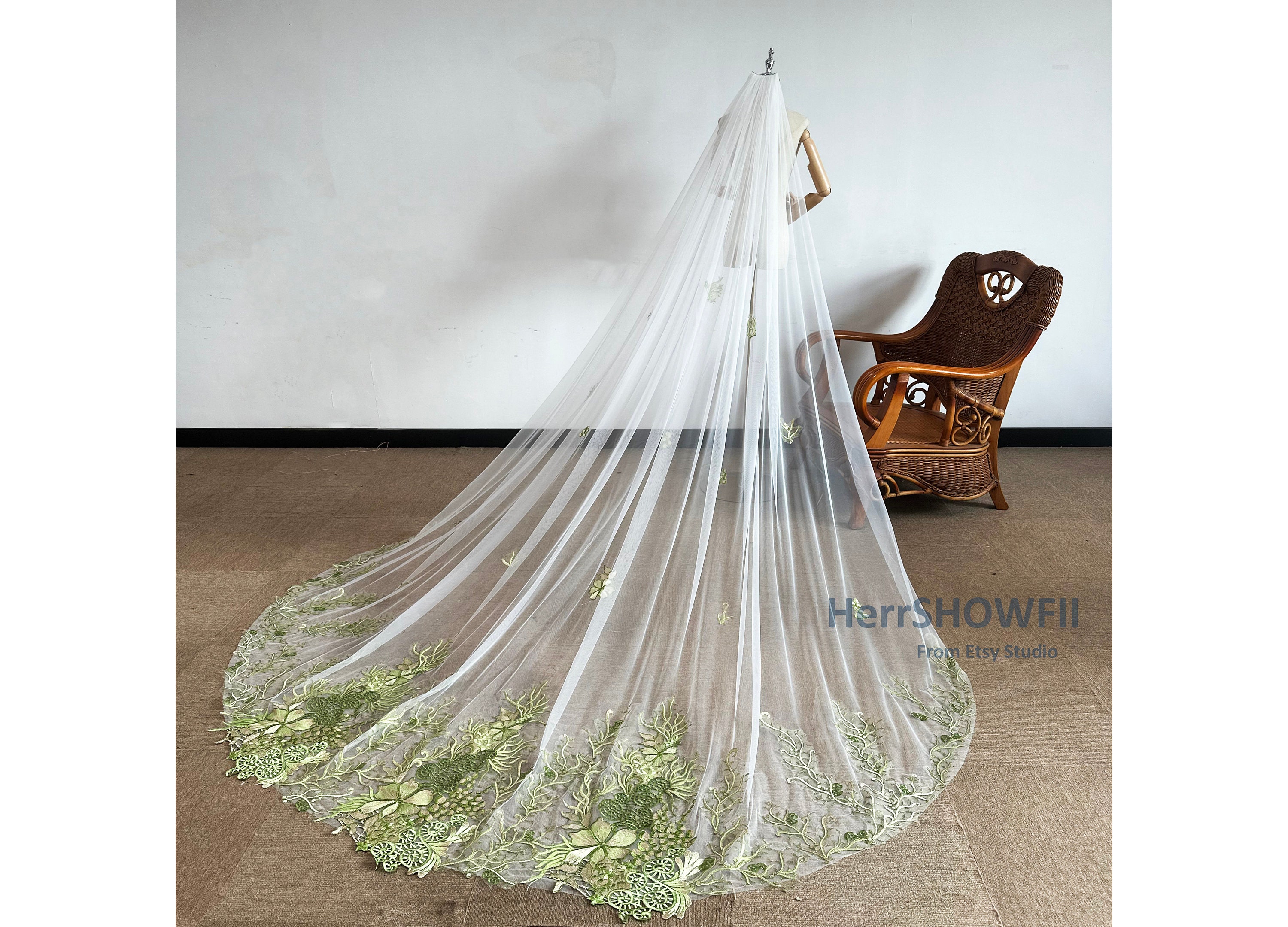 118'' Cathedral Veil, Green Wedding Veil, Cirrus Green Garden Bridal ...