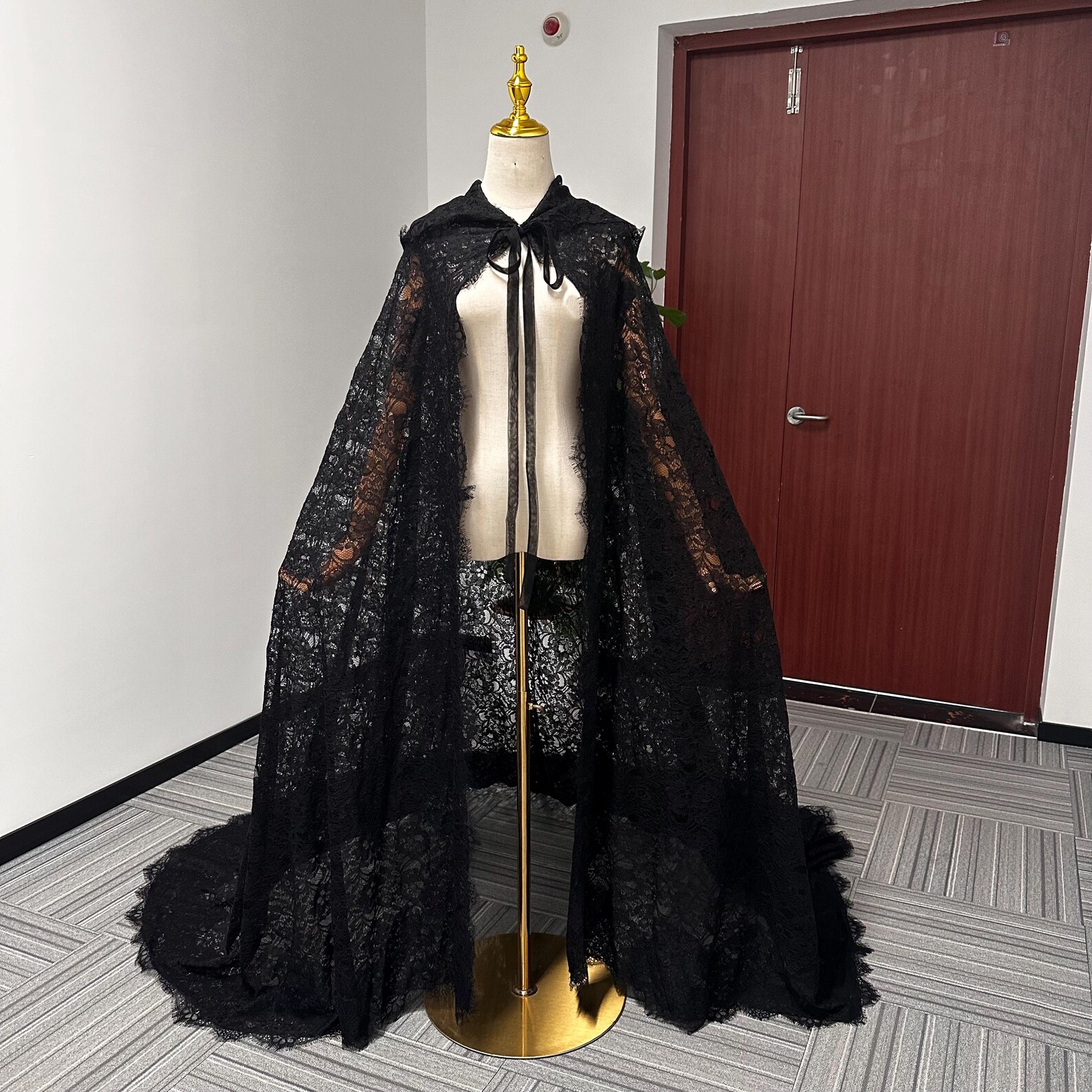 118'' Bohemian Wedding Cloak With Hoodie Flower Lace Hooded Cape ...