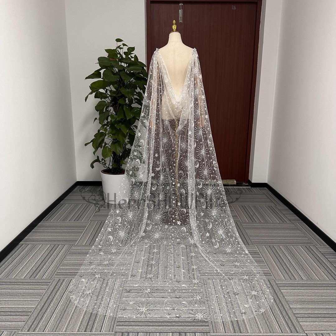 Starry Star& Moon Shoulder Cape Veil V-shape Back Cape Veil With ...