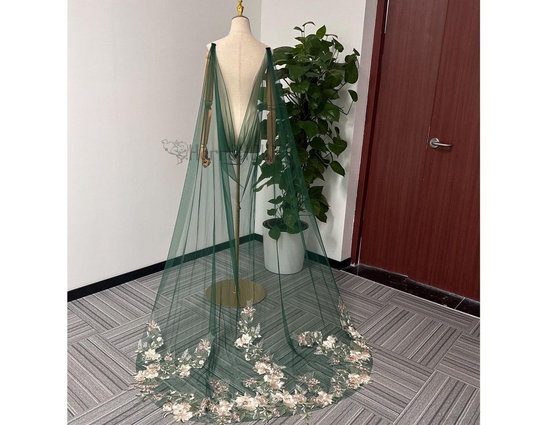 Gothic Emerald Green Bridal Cape Veil, Fairy Green Flower Wedding Veil ...
