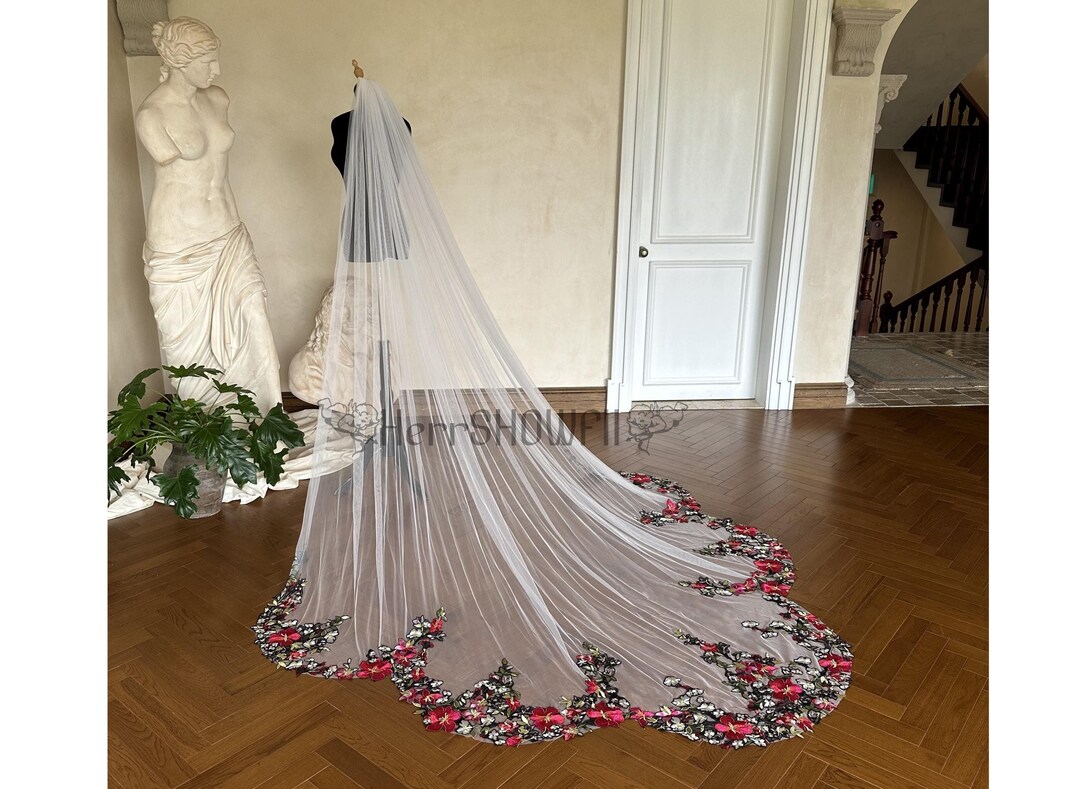 Gothic Red Black Wedding Veil Embroidered Flower Bridal Veil Mermaid ...