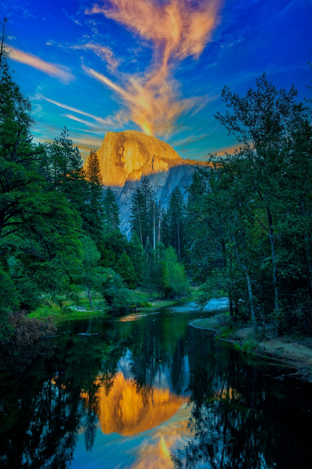 Half Dome Sunset, Yosemite National Park, Merced River, California ...