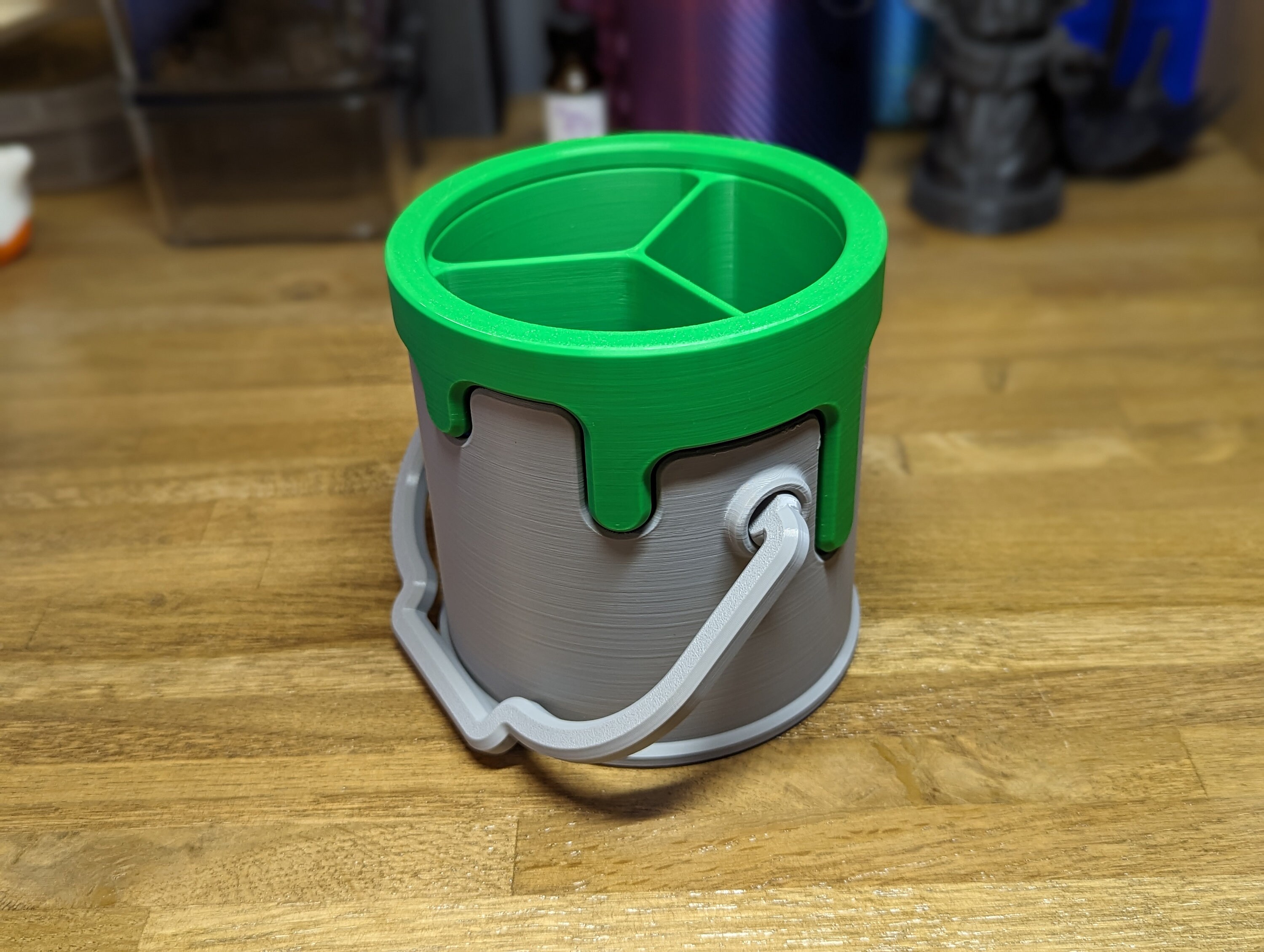 3D Printed Drippy Bucket - Etsy