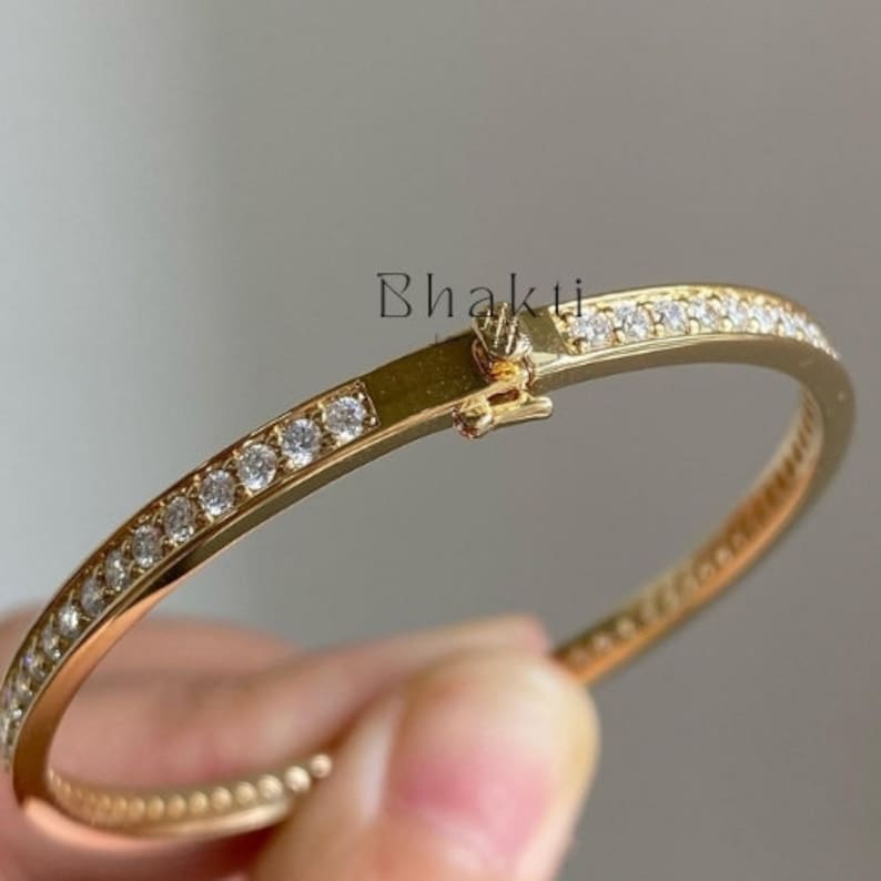 Pave Diamond Bangle Classic Round Cut Diamond Wedding Bangles Dainty ...