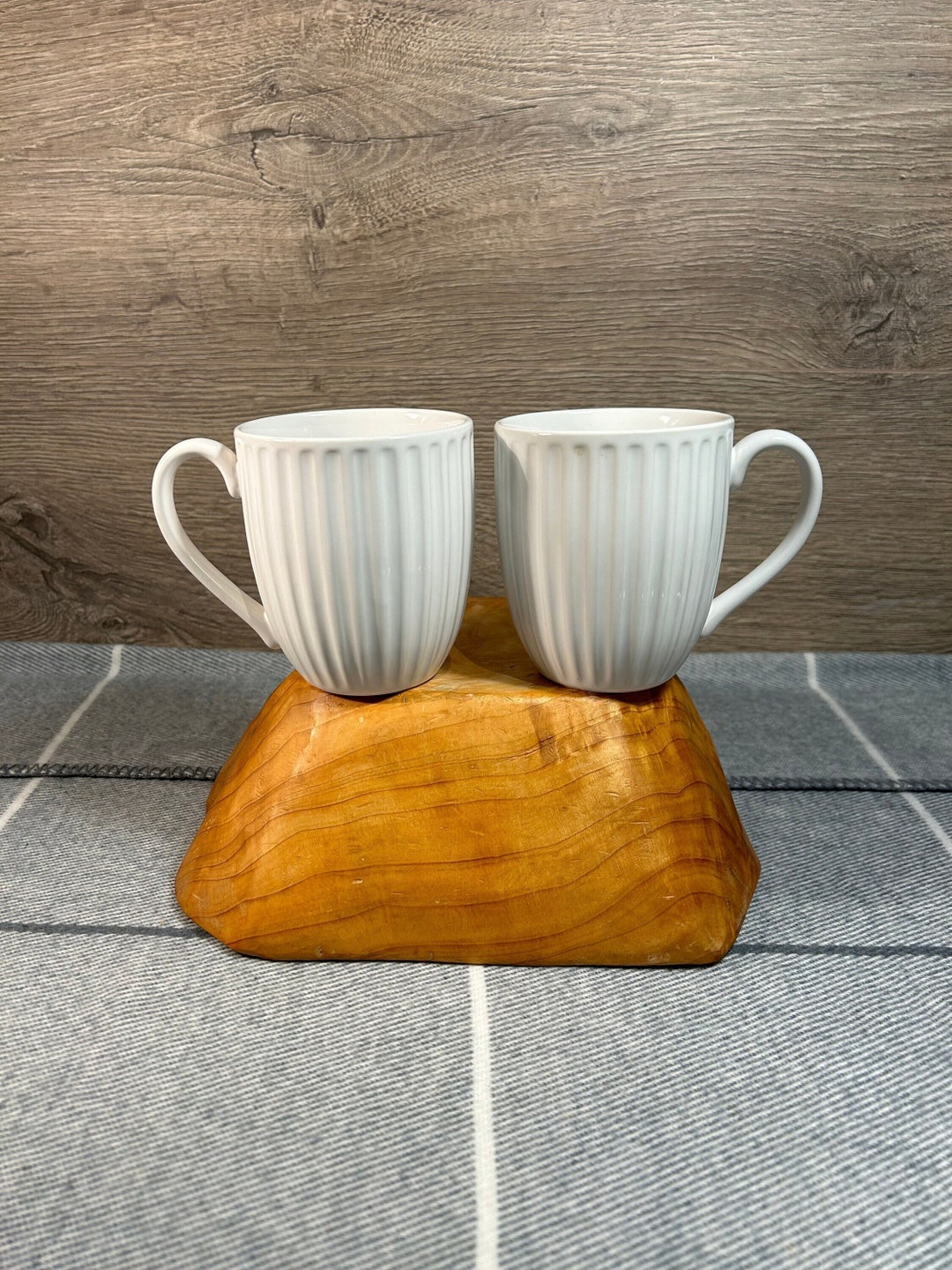 Vintage Rayware Minimalist White Round Ribbed Mugs- Set of 2 | Cuppa of ...
