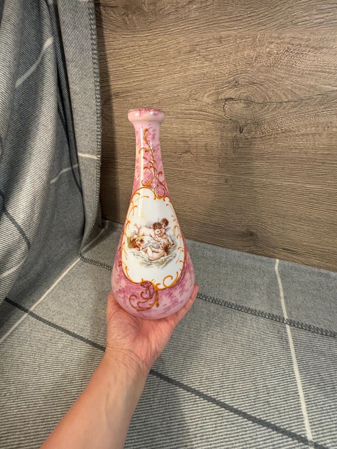 Vintage Cherubs Little Angels Playing Vase Pastel Pink Tall Glass Vase ...