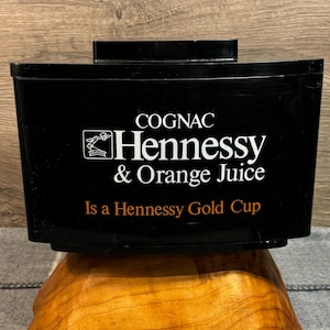 Vintage Hennessy Cognac & Orange Juice is a Hennessy Gold Cup ...