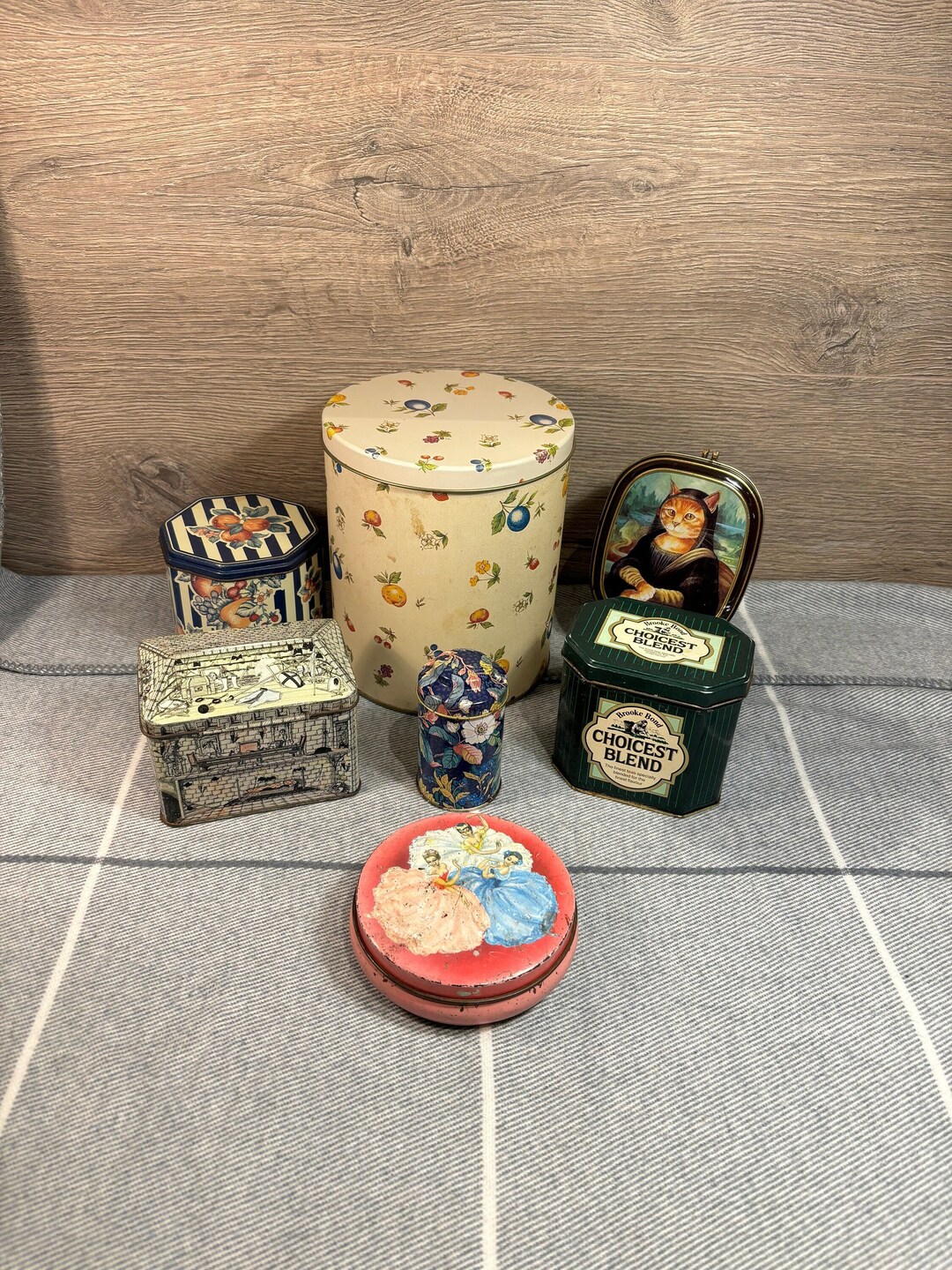 Vintage Old, Rusty and Patinated Tins Sold Individually Traditional ...