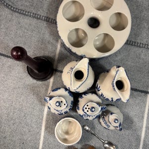 Vintage Cobalt Blue & White Willow Revolving Base Cruet Condiment Set | Gourmet Foodie's ...