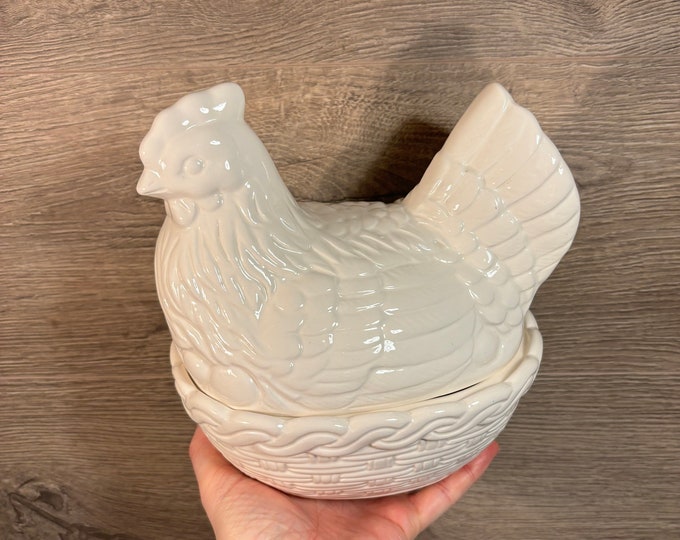 Vintage Minimalist White Ceramic Chicken Hen on Basket Nest Egg Holder ...