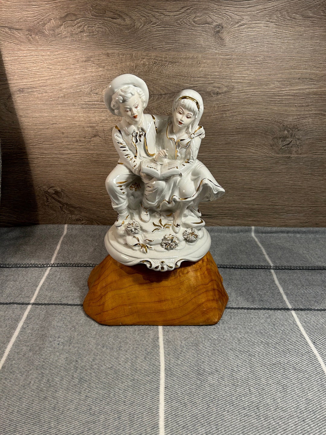 Vintage Large White Gilded Ceramic 'love Story' Statue Art Sculpture or ...