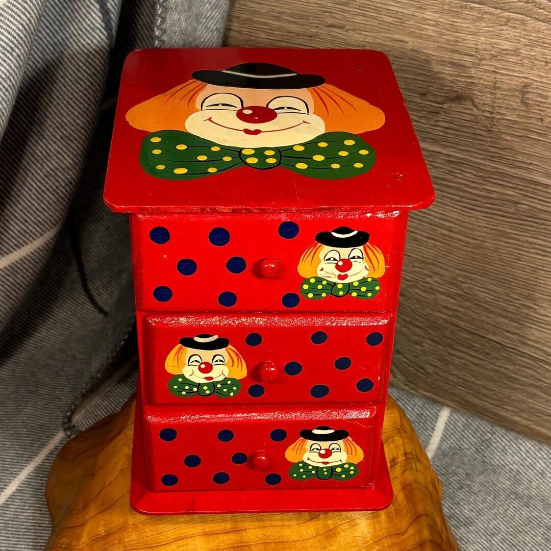 Vintage Hand Painted Happy Smiley Green Bowtie Clown Red Table Top ...