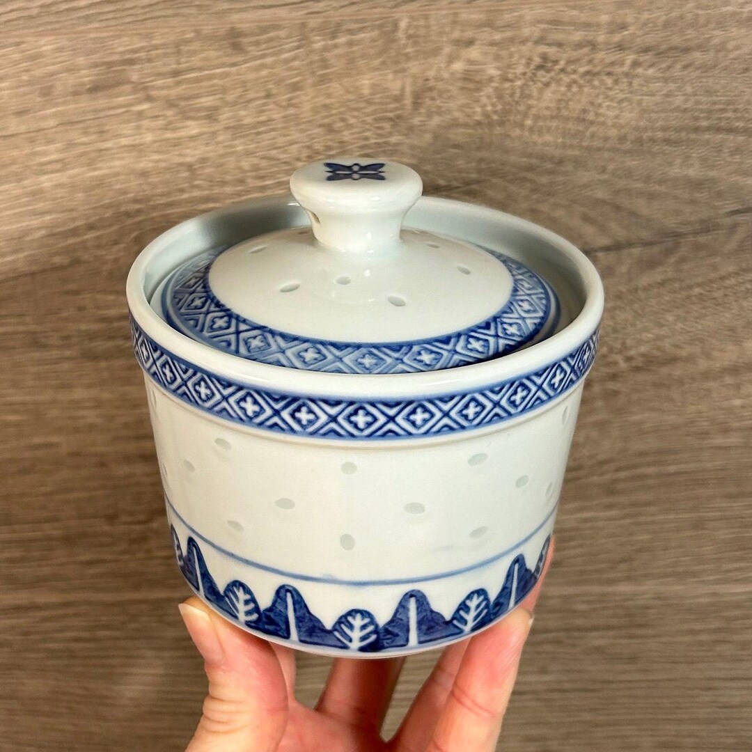 Vintage Tienshan Cobalt Blue & White Chinese Porcelain Rice Grain ...